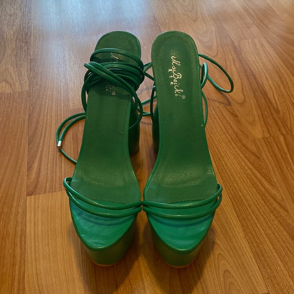 Green Platform Sandals - Gem